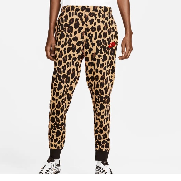 Nike | Pants | Nike Sportswear Club Fleece Tapper Jogger Pants Leopard ...
